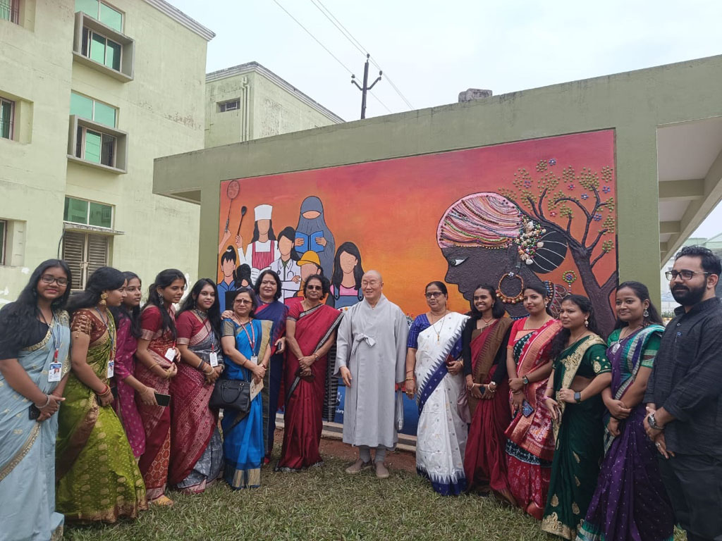 Rama Devi Women's University,Bhubaneswar